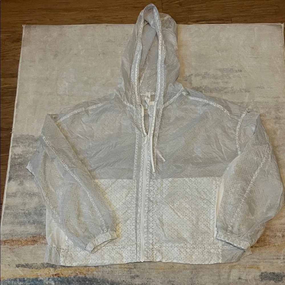 lululemon athletica | Jackets & Coats | 334lululemon White Sheer Joy ...